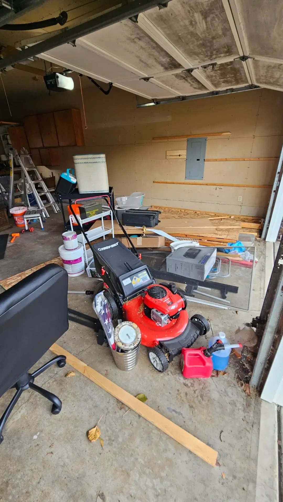 Garage cleanout Federal Way - Supersonic Junk Removal